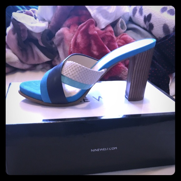 Nine West | Shoes | Nine West Navy Blue White Heel | Poshmark